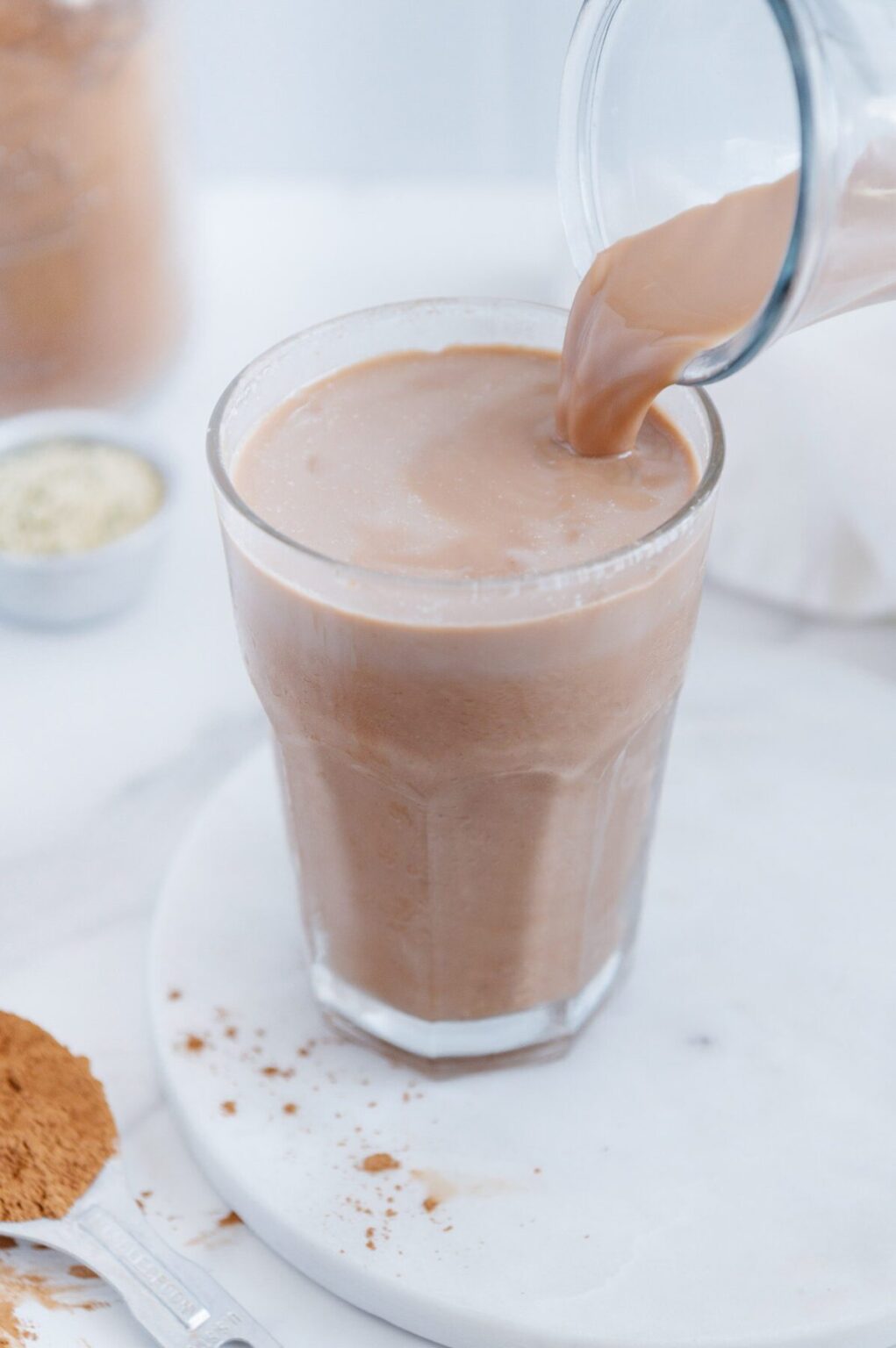 Easy Homemade Chocolate Hemp Seed Milk (vegan and paleo) - Eating by Elaine
