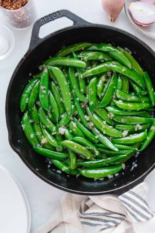 Easy Sautéed Sugar Snap Peas with Garlic and Shallot - Eating by Elaine