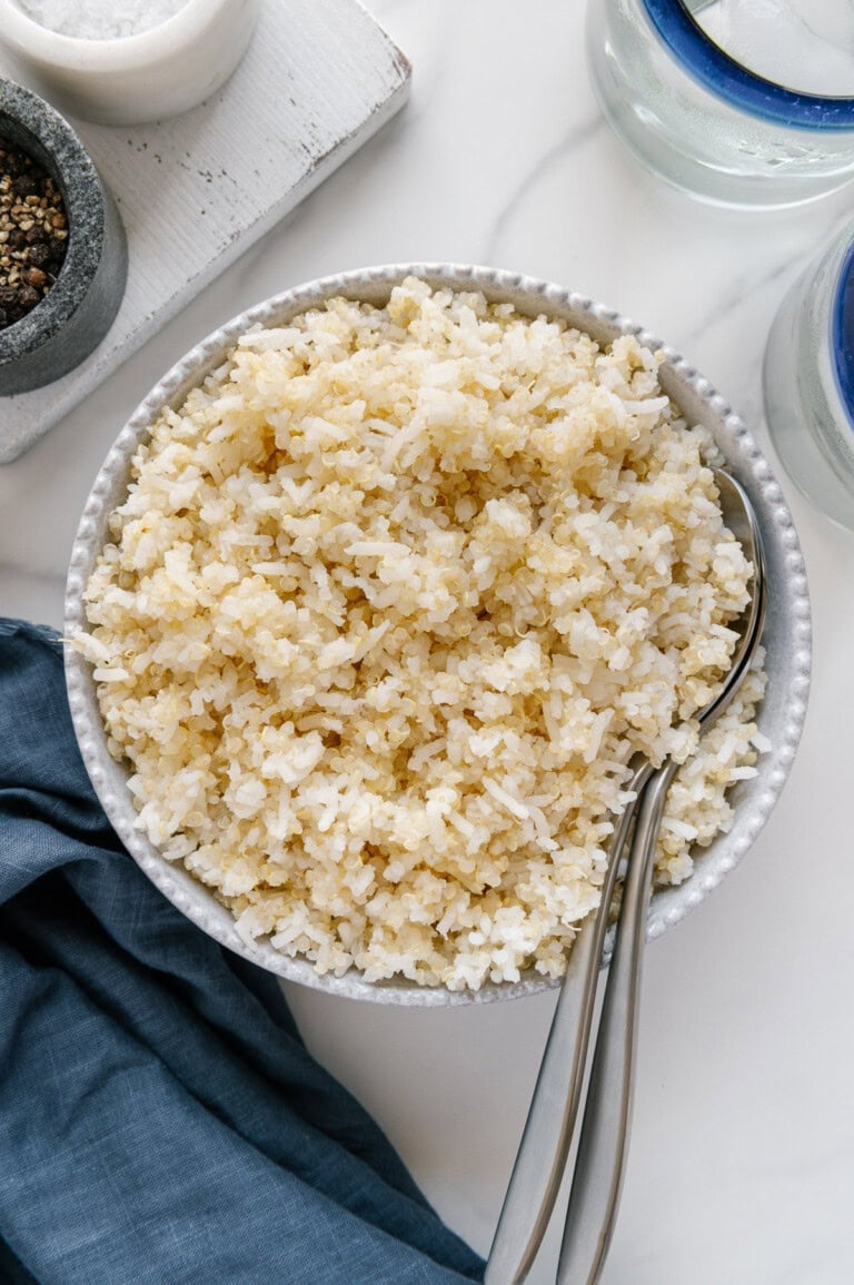 The Fluffiest Quinoa Rice - Eating by Elaine