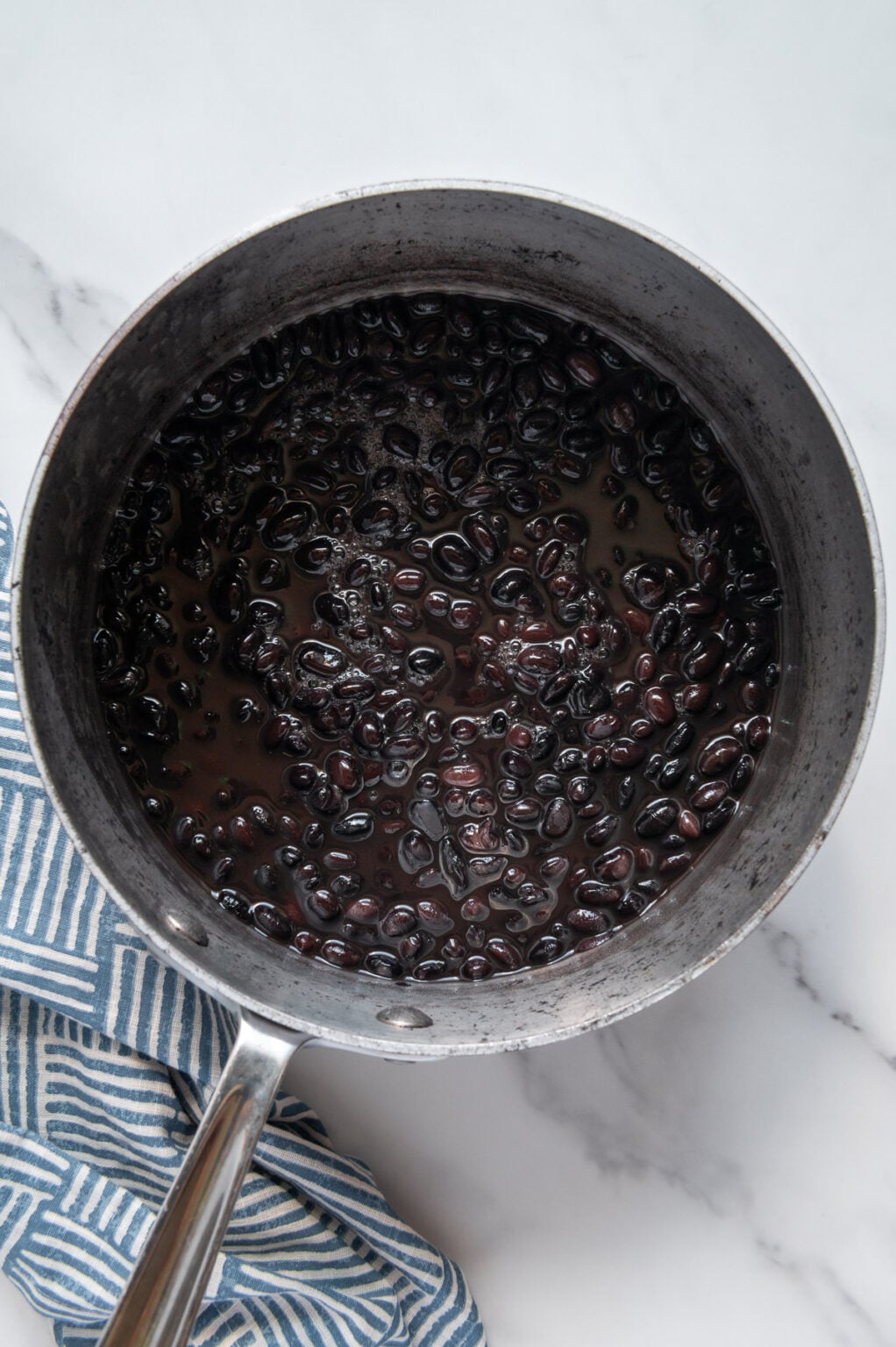How to Cook Black Beans (Stovetop or Instant Pot) - Eating by Elaine