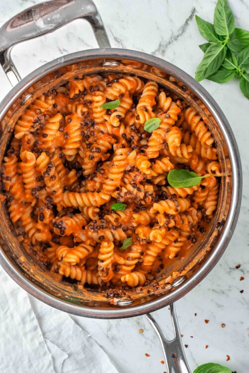 Easy Creamy Vegan One-Pot Pasta - Eating by Elaine