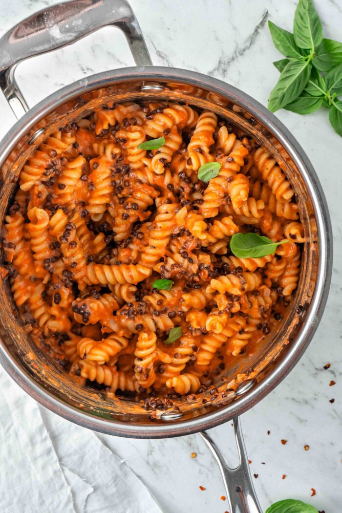 Easy Creamy Vegan One-Pot Pasta - Eating by Elaine