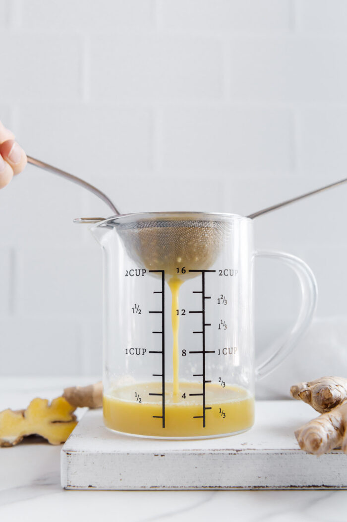 How to Make Ginger Juice (Blender or Juicer) - Eating by Elaine